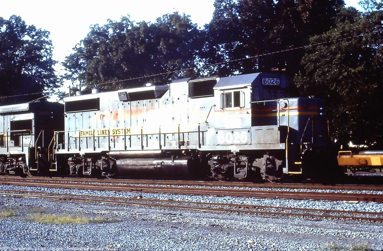 SBD 6026 GP38-2